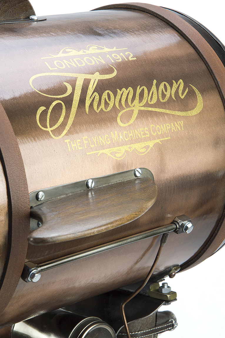 Thompson Company – Site officiel Daniel Pessel Sculptures